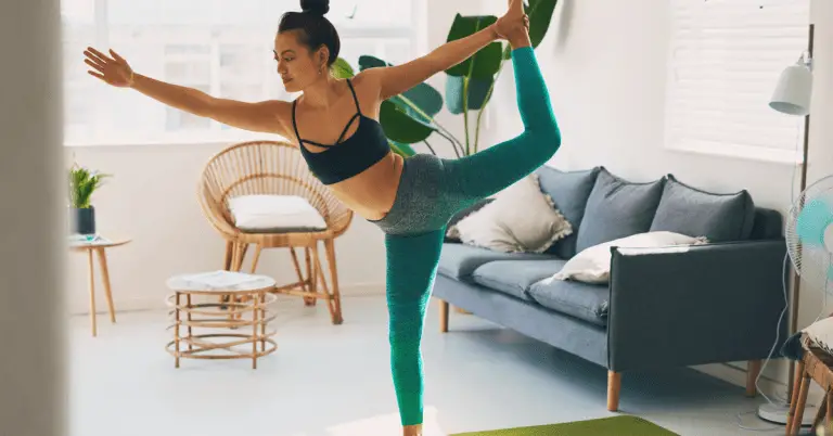 Best Yoga for Mobility: Strength and Flexibility Flow